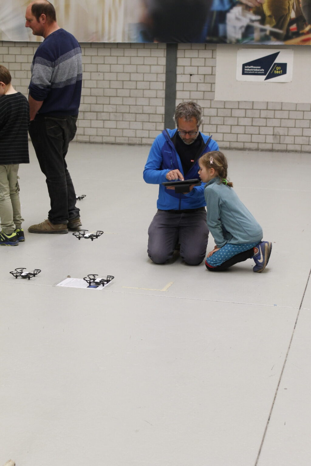 Familien go tec! – Roboter Ballett & Sicherheit im Internet - go tec!